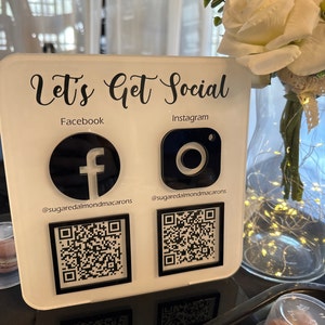 QR Code Single Social Media Sign Qr Code Sign 3 Icon QR Code Multi QR ...