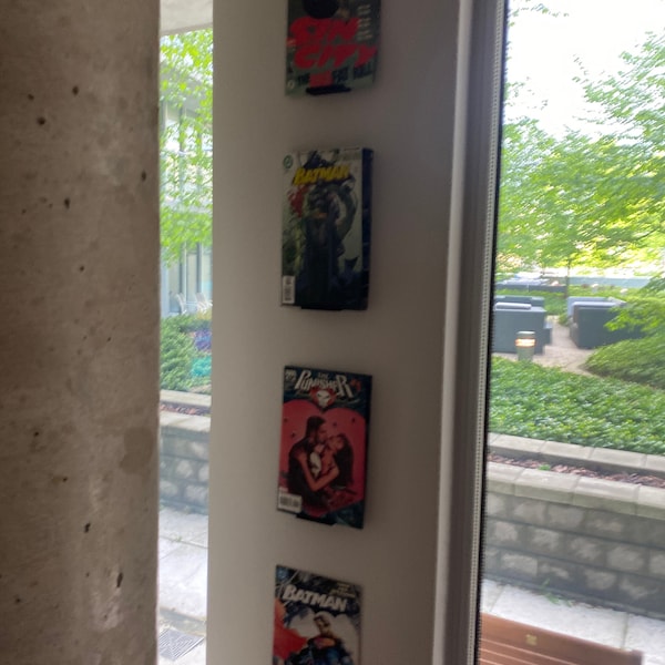 Comic Book Wall Mount Display Shelf - Etsy