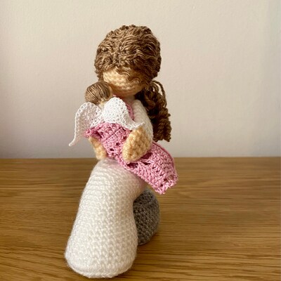 Crochet Pattern little Sparrow Zion Asher. Mother Sitting on a Rock ...