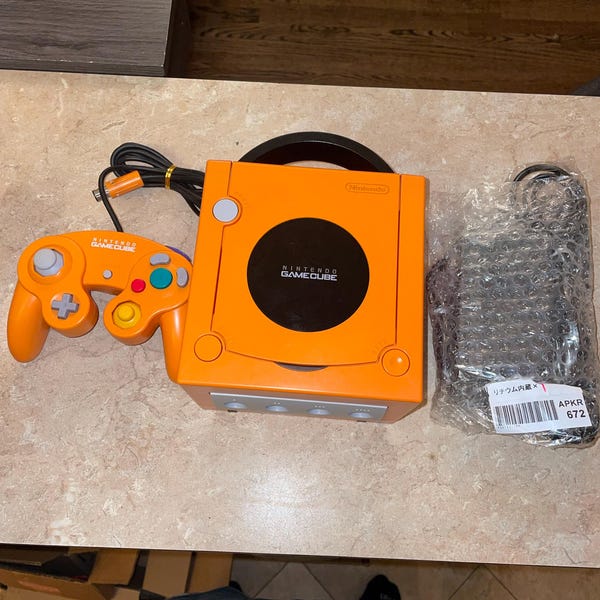 Authentic Nintendo Gamecube Console W/ One Controller - Etsy