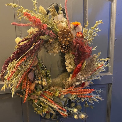 Autumn Dried Wreath Making Kit. Dried Flower DIY Autumnal Door Wreath ...