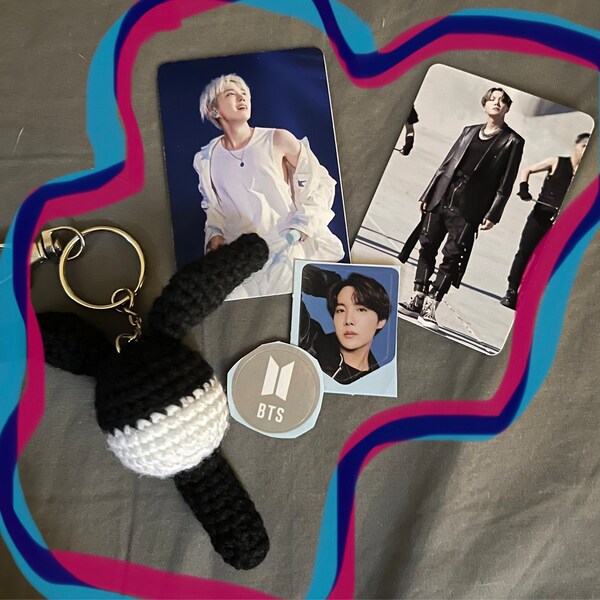 Handmade Tom Servo MST3K Crocheted Pillow (made to Order) - Etsy