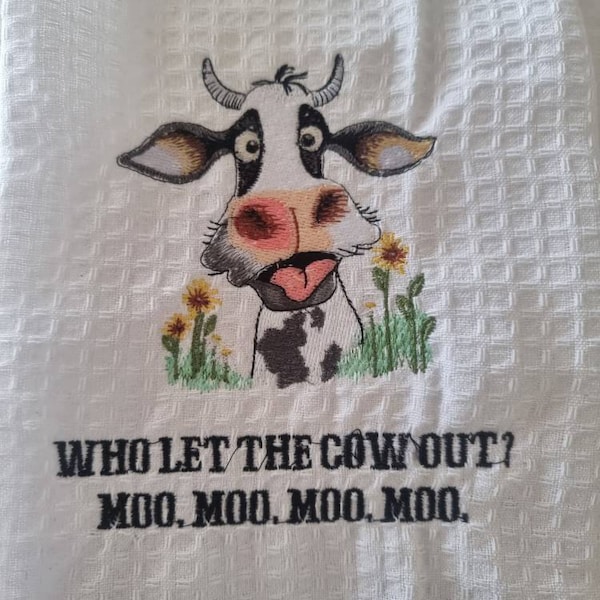 Funny Cow Embroidery Design: Farm Animal Machine Pattern (6 Sizes ...
