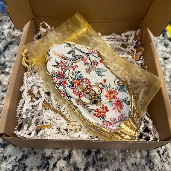 NANTUCKET SUMMER- Blue Hydrangea Oyster Shell Ring Dish, Cape Cod Gift, Bridesmaid Favors ...