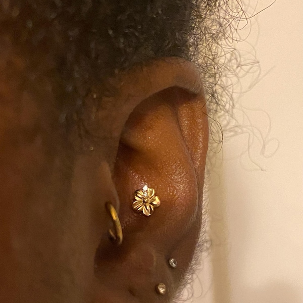 14k Solid Gold Flower Cartilage Earring Floral Tragus Earring Gold ...