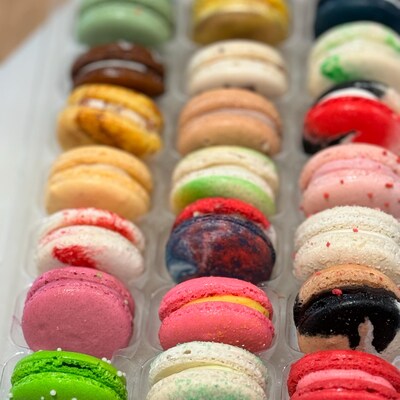 6 Pack Blue Raspberry French Macarons - Etsy