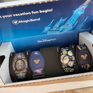 Magic Band Decal // Fireworks Design // Magicband 2 Vinyl Skin | Etsy