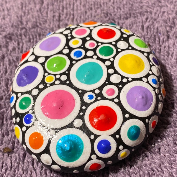 Hand Painted Polka Dot Stone – Unique Garden Rock - Etsy