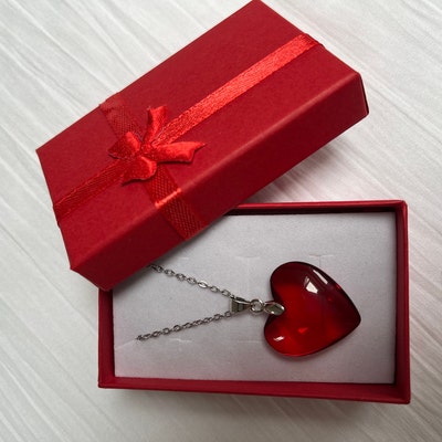 Antique Silver Style Plated Celtic Knot Disc Pendant & Natural - Etsy