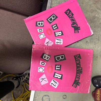 Burn Book Font, Burn Book Alphabet, Burn Book Letters, Mean Girls Party ...