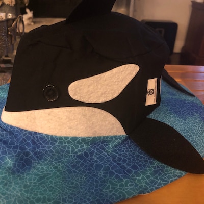 Orca Whale Swimming in Ocean Sun Hat for Kids and Adults. Lots of Fun ...