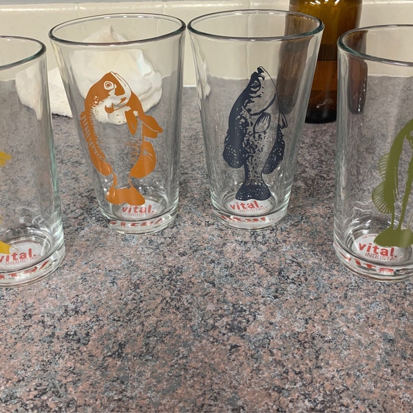Fish Fry Pint Glassware- SET of 4 Crappie, Sunfish, Walleye, Bass - Etsy