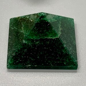 JADE Natural Medium Gemstone Crystal Pyramid 27-30mm - Etsy
