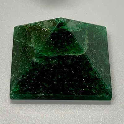 JADE Natural Medium Gemstone Crystal Pyramid 27-30mm - Etsy