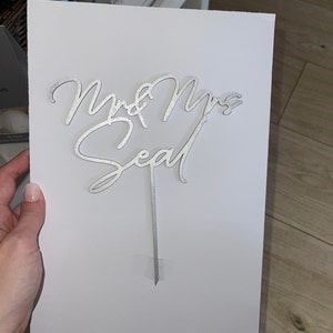 Wooden Script Mr and Mrs Cake Topper for Wedding / Anniversary ...