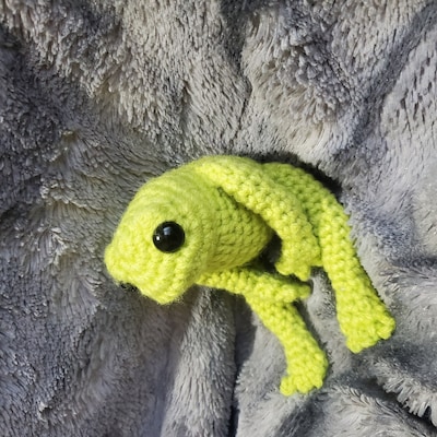 Cute Frog Crochet Pattern PDF, Amigurumi Frog Crochet Pattern, Tiny ...
