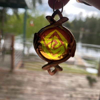 High-quality Genshin Impact Visions, Glow in the Dark, Metal Keychain ...