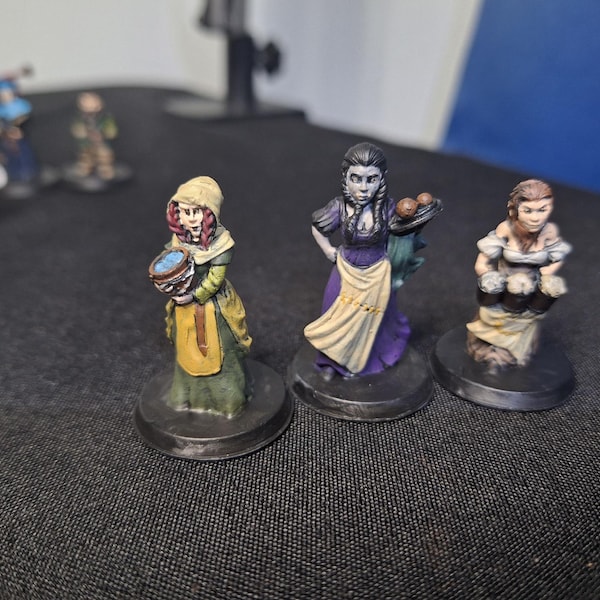 9 Dwarf Villager Miniature Pack - EC3D | Dnd | Child | Villager ...