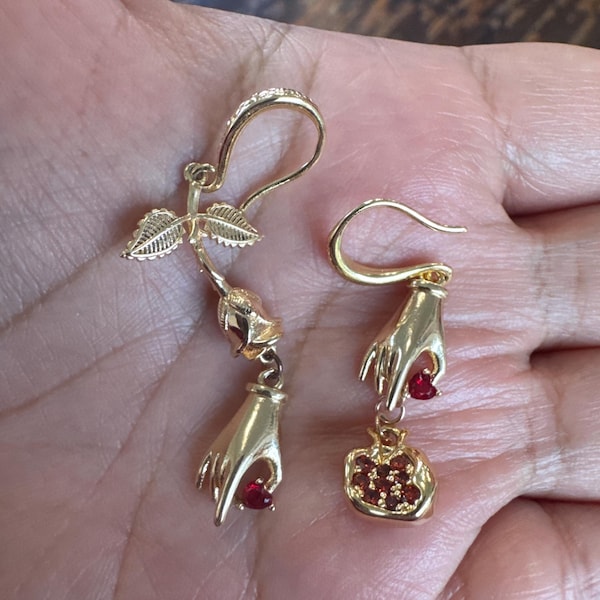 Ellen Hutter Nosferatu Heart Locket Necklace - Gothic Horror, Vampire ...