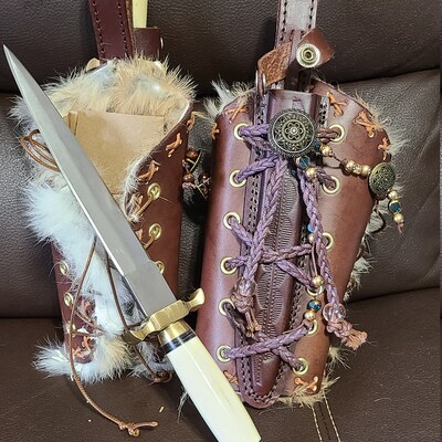 Dagger Bracer Pair tri-button Set - Etsy