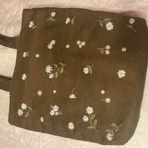 Hand Embroidered Daisy Linen Bag, Cute Small Daisies Embroidery Market ...