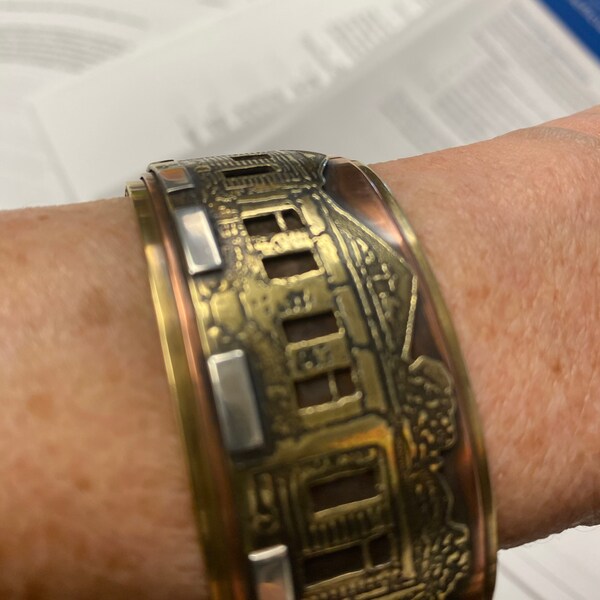 Silver I Love You Sign Language Hands - Etsy