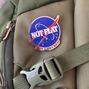 Poppy Kitsune Fox Enamel Pin Black and White Red Fox Enamel Pin 9 Tail ...