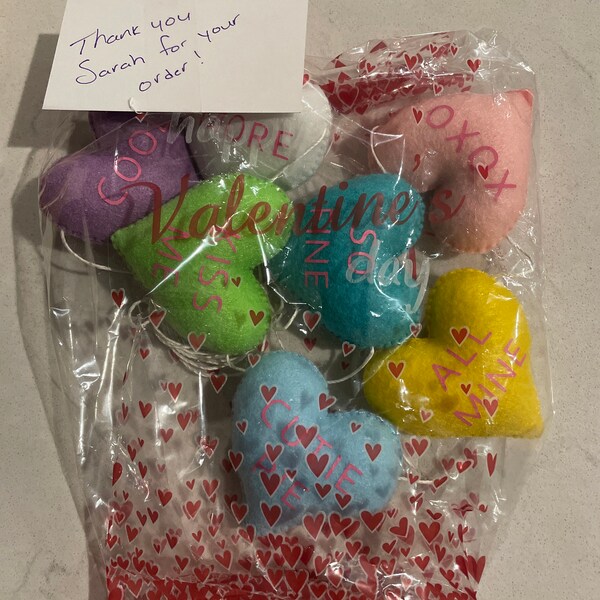 Conversation Hearts Swag, Valentines Day Swag, Felt Hearts, Valentines ...