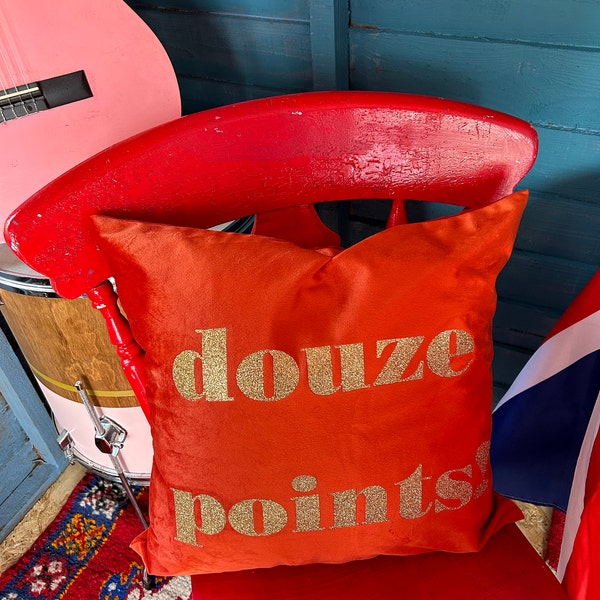 Autumn / Fall Pom Pom Wreath in Gorgeous Fall Colours - Perfect Autumn ...