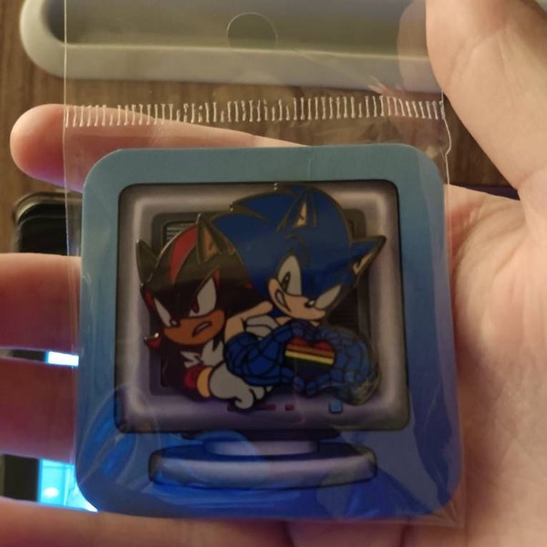 Toxic Yaoi. Sonadow, Sonicxshadow Large Metal Button Badge. - Etsy