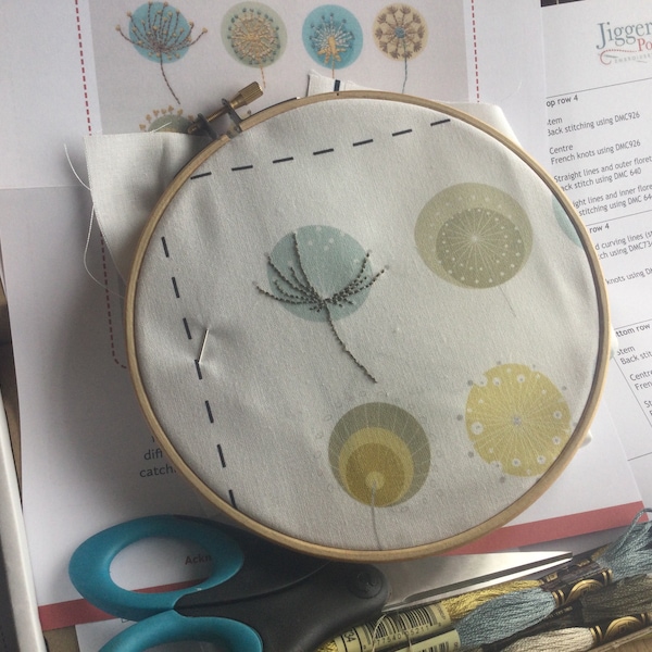 Dandelion Embroidery Kit. Scandinavian Style. Modern Hand Embroidery ...