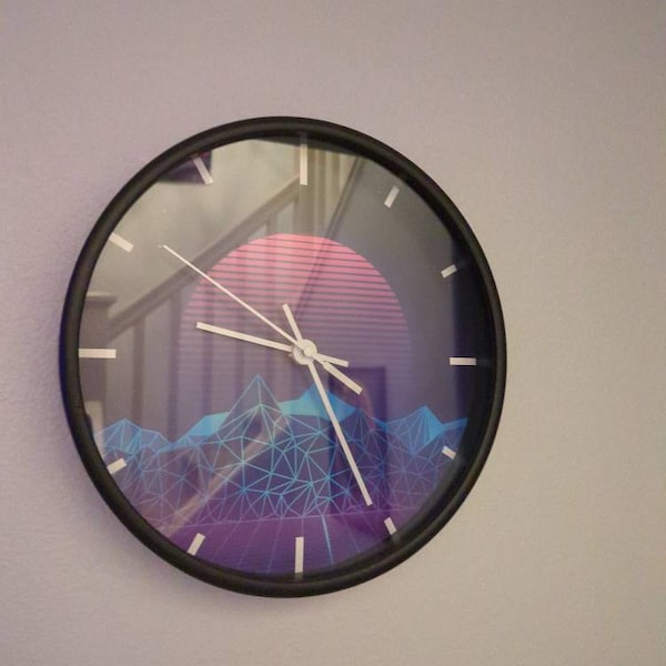 Retro 80's Cyberpunk Wall Clock, Vintage Vaporwave Silent Clock ...