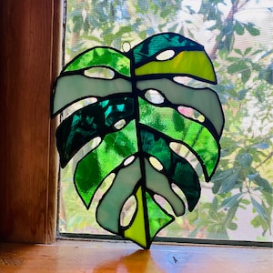 Valley Landscape Stained Glass Pattern, Stained Glass Patterns, Digital ...