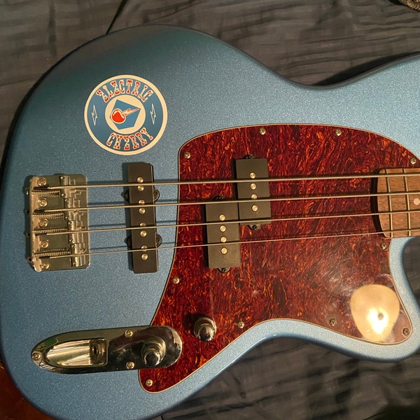 Quick Revive Sticker | PERK-A-COLA Sticker | Gamer Gift | Cod Zombies ...