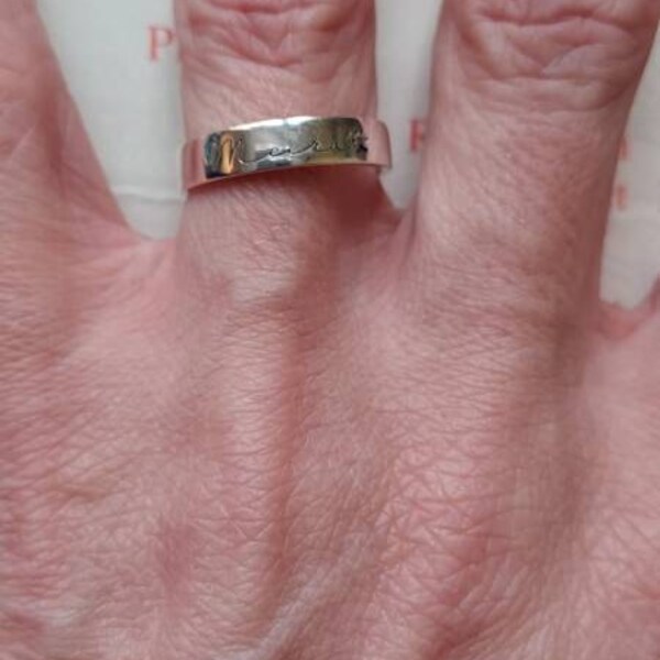 Birth Flower Ring, Dainty Engraved Flower Ring, Floral Signet Ring ...