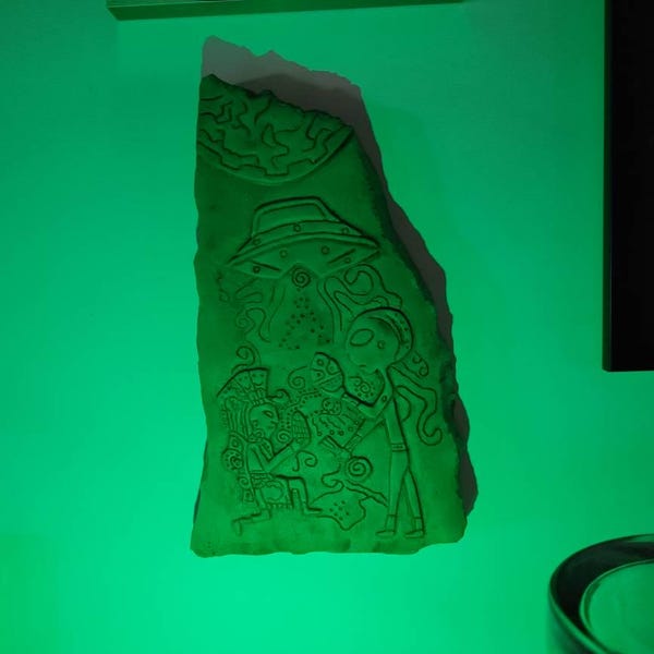Ancient Alien/ufo Decoration/tablet/ Aztec/ Mayan - Etsy