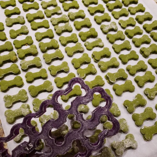 Multi-mini 12 Dog Bones Cookie Cutter and Fondant Cutter and Clay ...