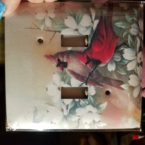 This Light Switch Plate Features a Male and Female Cardinal in a ...