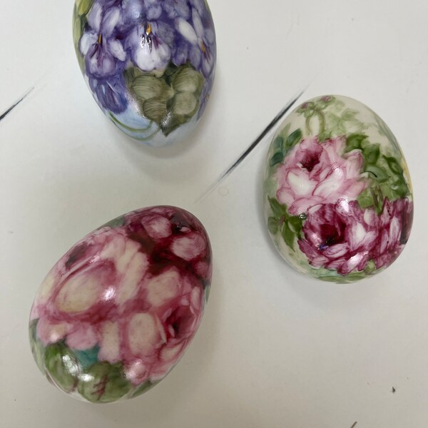 Hand Painted Porcelain Easter Egg With Pink Roses , Shabby Style ...