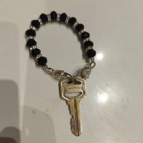 Teardrop Pearl Hat Pins in Silver or Gold With Choice of Length - Etsy