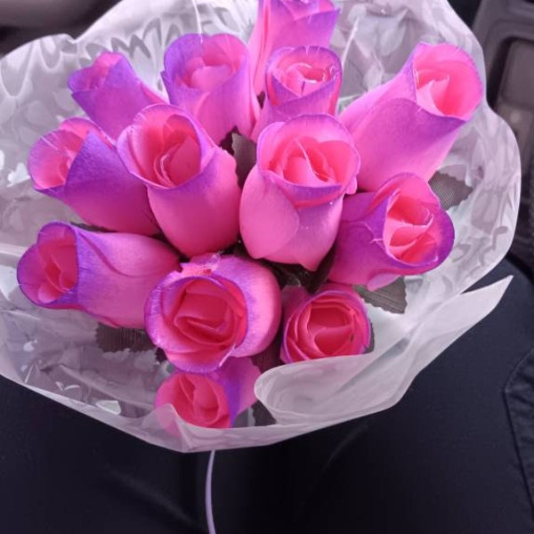 Ivory White Wood Rose Bouquet "baker's Dozen" of 13 Roses in Sleeve ...