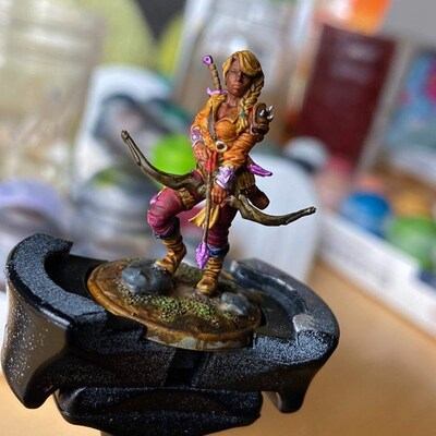 Elf Ranger Lila 3D Printed Tabletop RPG Mini - Etsy