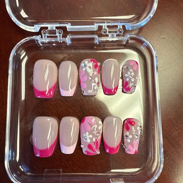 So Cute Press on Nails Set - Etsy