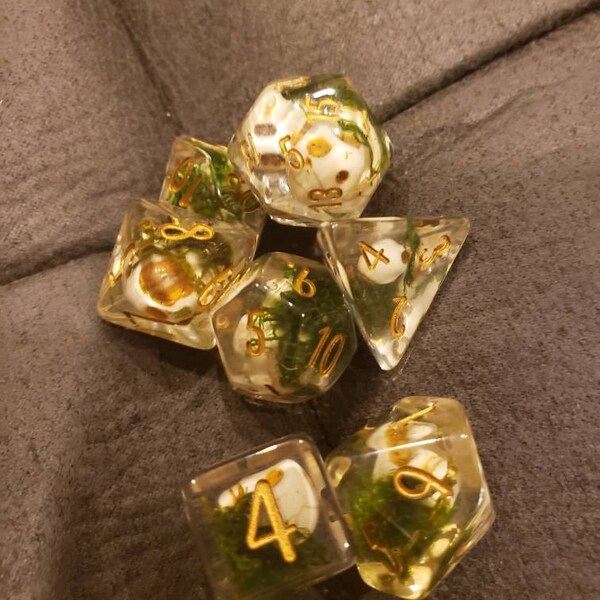 UNDEAD Bones Dnd Dice Set SKULL Polyhedral Dice Set 4 Dungeons and ...
