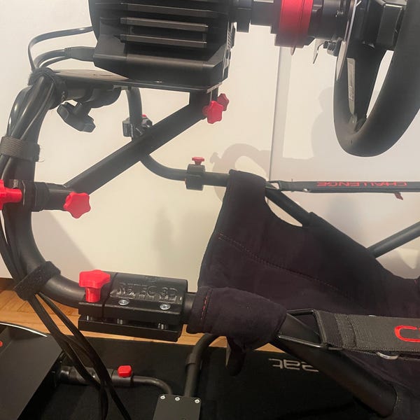 Playseat Challenge Mod - Fanatec Pedal Mounts Clubsport / CSL / CSL ...