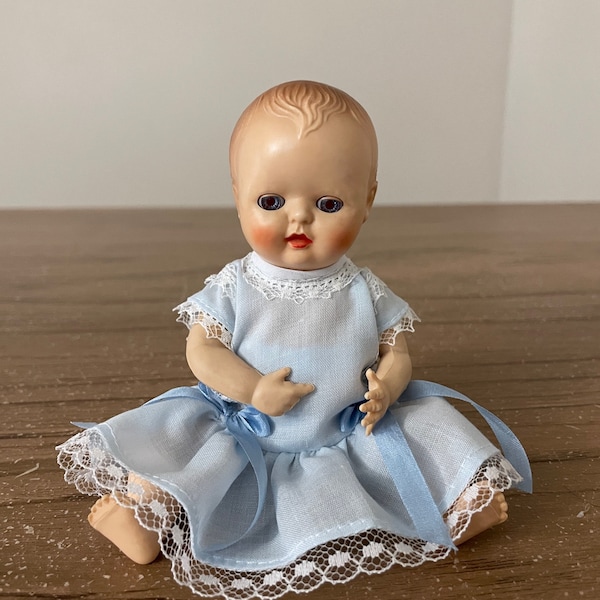 OO Various Vintage Dolls Kiddles, Mattel, Cupcake, Matchbox Baby ...