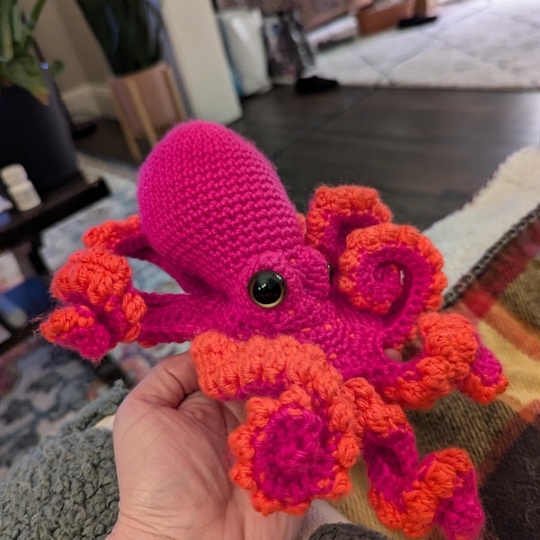 Medium Realistic Octopus Crochet Pattern by Crafty Intentions ...