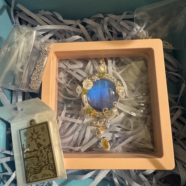 Gold Labradorite Saturn Planet Orb Necklace, Natural Labradorite Wire ...