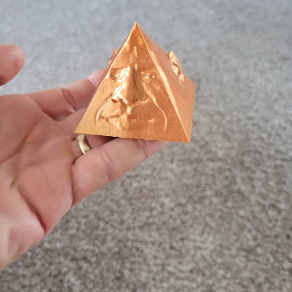 3D Printed Obama Prism, Sculpted Desk Companion - Etsy