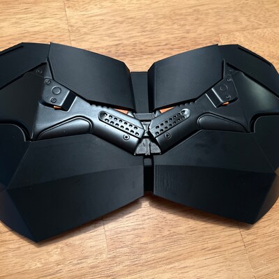 Arkham Bat Claw Full-scale Prop - Etsy